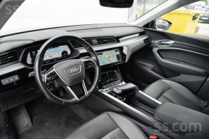 Black Audi E-Tron 2022 in Riga, with an engine capacity of 0.00 L and mileage of 43 thousand km for 35950 €, photo 30 on AUTOMOTO.COM.LV