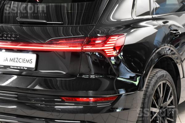 Melns Audi E-Tron 2022 Rīga, ar dzinēja tilpumu 0.00 L un nobraukumu 82 tūkst. km par 35590 €, foto 10 vietnē AUTOMOTO.COM.LV