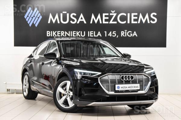 Melns Audi E-Tron 2022 Rīga, ar dzinēja tilpumu 0.00 L un nobraukumu 125 tūkst. km par 30990 €, foto 3 vietnē AUTOMOTO.COM.LV