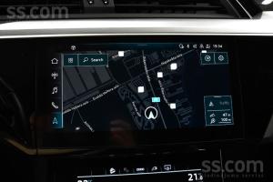 Black Audi E-Tron 2022 in Riga, with an engine capacity of 0.00 L and mileage of 125 thousand km for 30990 €, photo 27 on AUTOMOTO.COM.LV