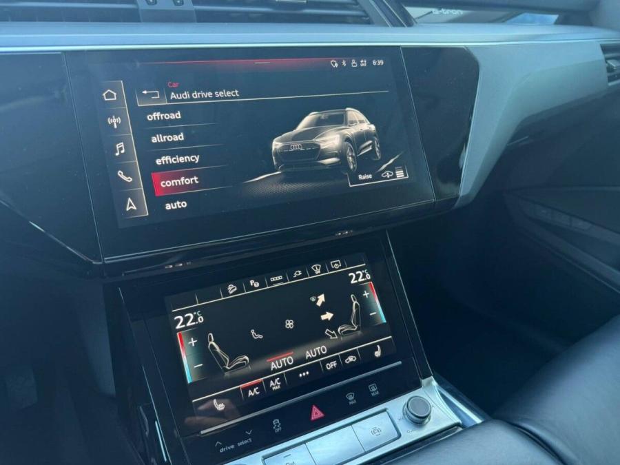 Черный Ауди E-Tron 2022 в Пеэтри, объемом двигателя 0.10 л и пробегом 61 тыс. км за 39350 €, фото 17 на AUTOMOTO.COM.LV