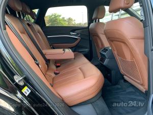 Melns Audi E-Tron 2022 Tallina, ar dzinēja tilpumu 0.00 L un nobraukumu 175 tūkst. km par 29500 €, foto 12 vietnē AUTOMOTO.COM.LV