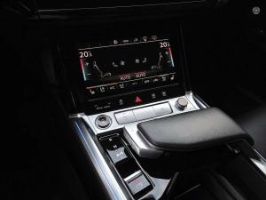 Black Audi E-Tron 2022 in Vilnius, with an engine capacity of 0.00 L and mileage of 55 thousand km for 39990 €, photo 18 on AUTOMOTO.COM.LV