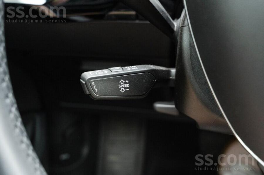 Black Audi E-Tron 2022 in Riga, with an engine capacity of 0.00 L and mileage of 61 thousand km for 34150 €, photo 12 on AUTOMOTO.COM.LV