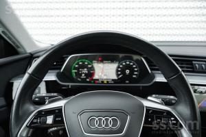 Black Audi E-Tron 2022 in Riga, with an engine capacity of 0.00 L and mileage of 61 thousand km for 34150 €, photo 16 on AUTOMOTO.COM.LV