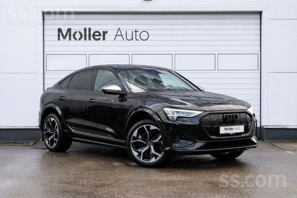 Melns Audi E-Tron 2022 Rīga, ar dzinēja tilpumu 0.00 L un nobraukumu 30 tūkst. km par 42950 €, foto 2 vietnē AUTOMOTO.COM.LV
