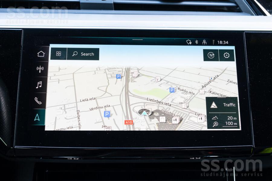 Black Audi E-Tron 2022 in Riga, with an engine capacity of 0.00 L and mileage of 30 thousand km for 42950 €, photo 14 on AUTOMOTO.COM.LV