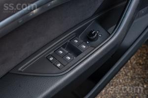 Black Audi E-Tron 2022 in Riga, with an engine capacity of 0.00 L and mileage of 30 thousand km for 42950 €, photo 21 on AUTOMOTO.COM.LV