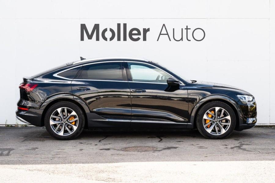 Melns Audi E-Tron 2022 Rīga, ar dzinēja tilpumu 0.00 L un nobraukumu 35 tūkst. km par 35500 €, foto 6 vietnē AUTOMOTO.COM.LV