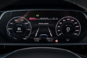 Melns Audi E-Tron 2022 Rīga, ar dzinēja tilpumu 0.00 L un nobraukumu 35 tūkst. km par 35500 €, foto 20 vietnē AUTOMOTO.COM.LV