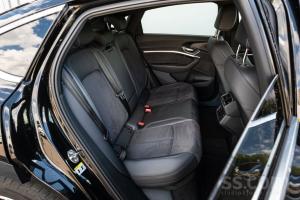 Black Audi E-Tron 2022 in Riga, with an engine capacity of 0.00 L and mileage of 35 thousand km for 35500 €, photo 8 on AUTOMOTO.COM.LV