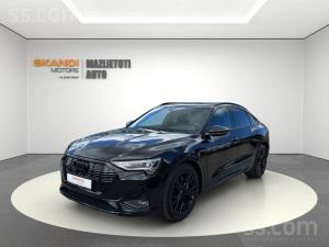 Черный Ауди E-Tron 2022 в Рига, объемом двигателя 0.00 л и пробегом 58 тыс. км за 33990 €, фото  на AUTOMOTO.COM.LV
