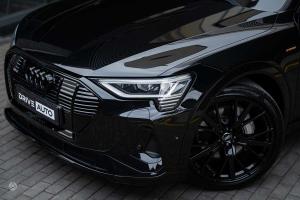 Black Audi E-Tron 2022 in Vilnius, with an engine capacity of 0.00 L and mileage of 45 thousand km for 36900 €, photo 5 on AUTOMOTO.COM.LV