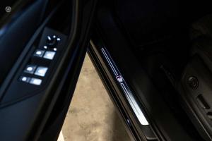 Black Audi E-Tron 2022 in Vilnius, with an engine capacity of 0.00 L and mileage of 45 thousand km for 36900 €, photo 31 on AUTOMOTO.COM.LV