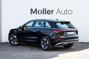 Melns Audi E-Tron 2022 Rīga, ar dzinēja tilpumu 0.00 L un nobraukumu 60 tūkst. km par 31900 €, foto 4 vietnē AUTOMOTO.COM.LV