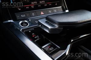 Black Audi E-Tron 2022 in Riga, with an engine capacity of 0.00 L and mileage of 60 thousand km for 31900 €, photo 27 on AUTOMOTO.COM.LV