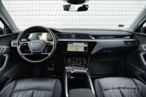 Melns Audi E-Tron 2022 Rīga, ar dzinēja tilpumu 0.00 L un nobraukumu 133 tūkst. km par 27800 €, foto 7 vietnē AUTOMOTO.COM.LV