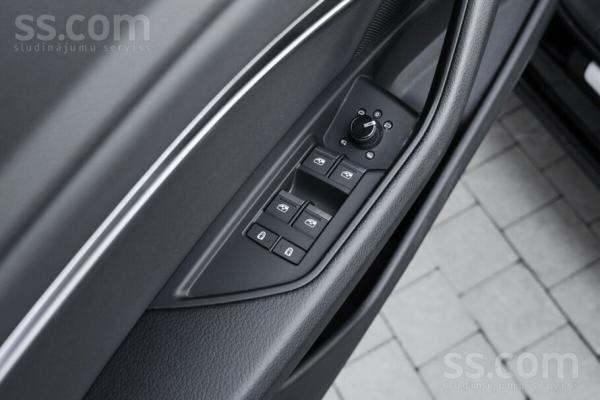 Melns Audi E-Tron 2022 Rīga, ar dzinēja tilpumu 0.00 L un nobraukumu 133 tūkst. km par 27800 €, foto 7 vietnē AUTOMOTO.COM.LV
