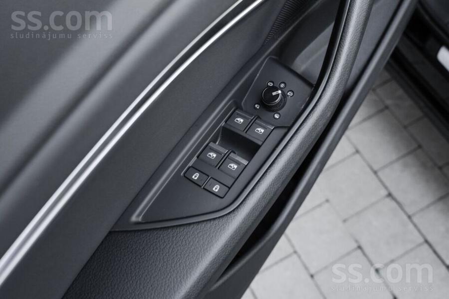 Melns Audi E-Tron 2022 Rīga, ar dzinēja tilpumu 0.00 L un nobraukumu 133 tūkst. km par 27800 €, foto 8 vietnē AUTOMOTO.COM.LV