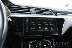 Melns Audi E-Tron 2022 Rīga, ar dzinēja tilpumu 0.00 L un nobraukumu 133 tūkst. km par 27800 €, foto 21 vietnē AUTOMOTO.COM.LV