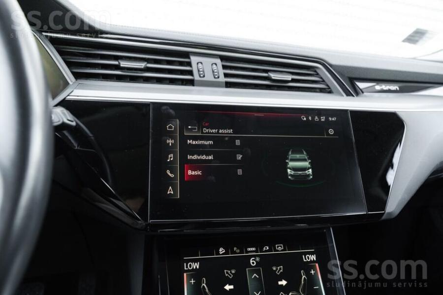 Melns Audi E-Tron 2022 Rīga, ar dzinēja tilpumu 0.00 L un nobraukumu 133 tūkst. km par 27800 €, foto 26 vietnē AUTOMOTO.COM.LV