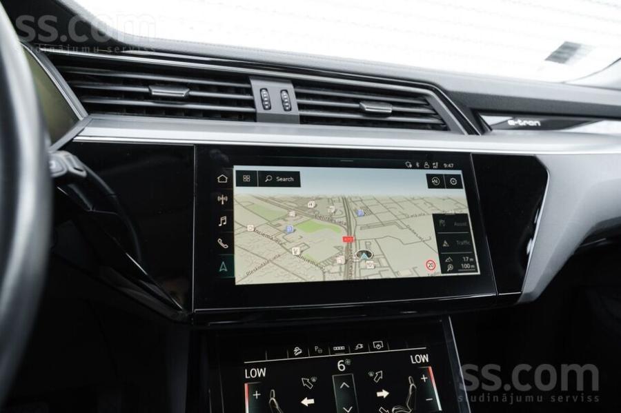 Melns Audi E-Tron 2022 Rīga, ar dzinēja tilpumu 0.00 L un nobraukumu 133 tūkst. km par 27800 €, foto 28 vietnē AUTOMOTO.COM.LV