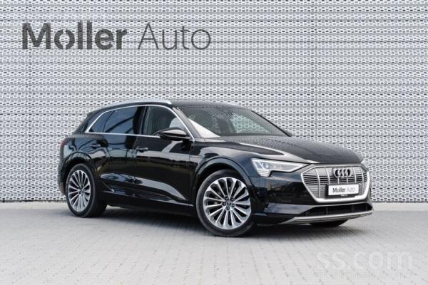 Черный Ауди E-Tron 2022 в Рига, объемом двигателя 0.00 л и пробегом 74 тыс. км за 39300 €, фото 2 на AUTOMOTO.COM.LV