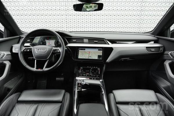 Черный Ауди E-Tron 2022 в Рига, объемом двигателя 0.00 л и пробегом 74 тыс. км за 39300 €, фото 6 на AUTOMOTO.COM.LV