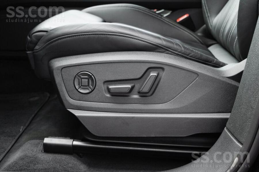 Melns Audi E-Tron 2022 Rīga, ar dzinēja tilpumu 0.00 L un nobraukumu 74 tūkst. km par 39300 €, foto 9 vietnē AUTOMOTO.COM.LV