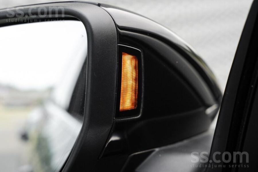 Melns Audi E-Tron 2022 Rīga, ar dzinēja tilpumu 0.00 L un nobraukumu 74 tūkst. km par 39300 €, foto 14 vietnē AUTOMOTO.COM.LV