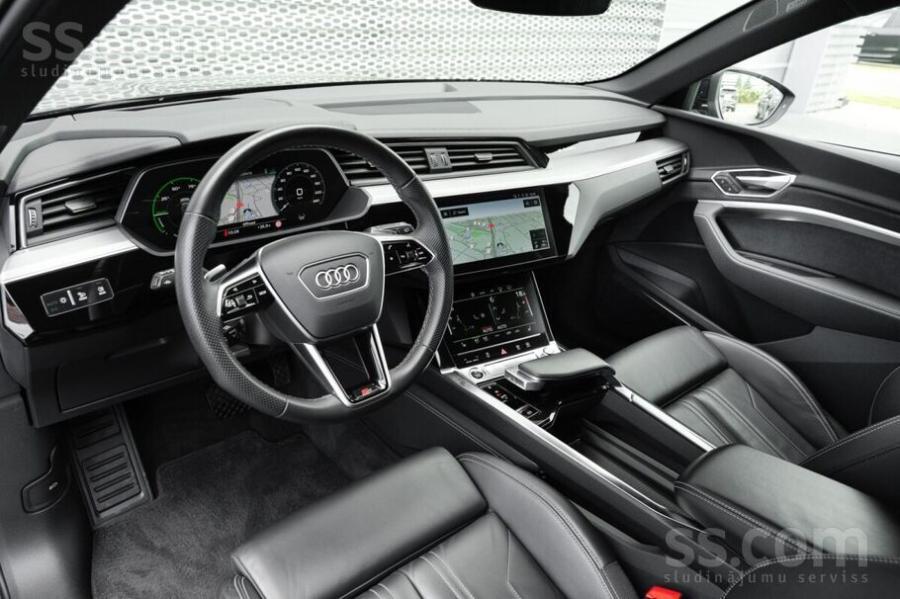 Melns Audi E-Tron 2022 Rīga, ar dzinēja tilpumu 0.00 L un nobraukumu 74 tūkst. km par 39300 €, foto 15 vietnē AUTOMOTO.COM.LV