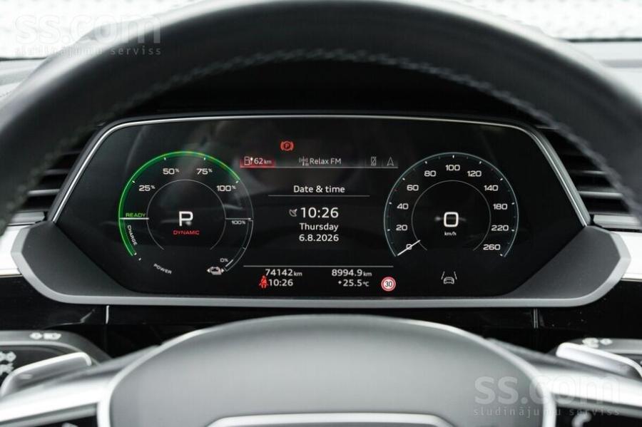 Melns Audi E-Tron 2022 Rīga, ar dzinēja tilpumu 0.00 L un nobraukumu 74 tūkst. km par 39300 €, foto 19 vietnē AUTOMOTO.COM.LV