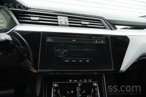 Melns Audi E-Tron 2022 Rīga, ar dzinēja tilpumu 0.00 L un nobraukumu 74 tūkst. km par 39300 €, foto 21 vietnē AUTOMOTO.COM.LV