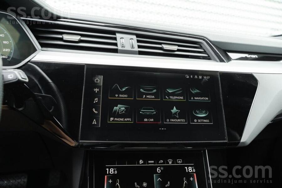 Melns Audi E-Tron 2022 Rīga, ar dzinēja tilpumu 0.00 L un nobraukumu 74 tūkst. km par 39300 €, foto 23 vietnē AUTOMOTO.COM.LV
