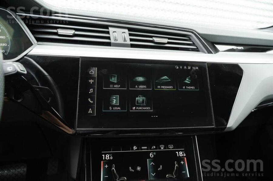 Melns Audi E-Tron 2022 Rīga, ar dzinēja tilpumu 0.00 L un nobraukumu 74 tūkst. km par 39300 €, foto 30 vietnē AUTOMOTO.COM.LV