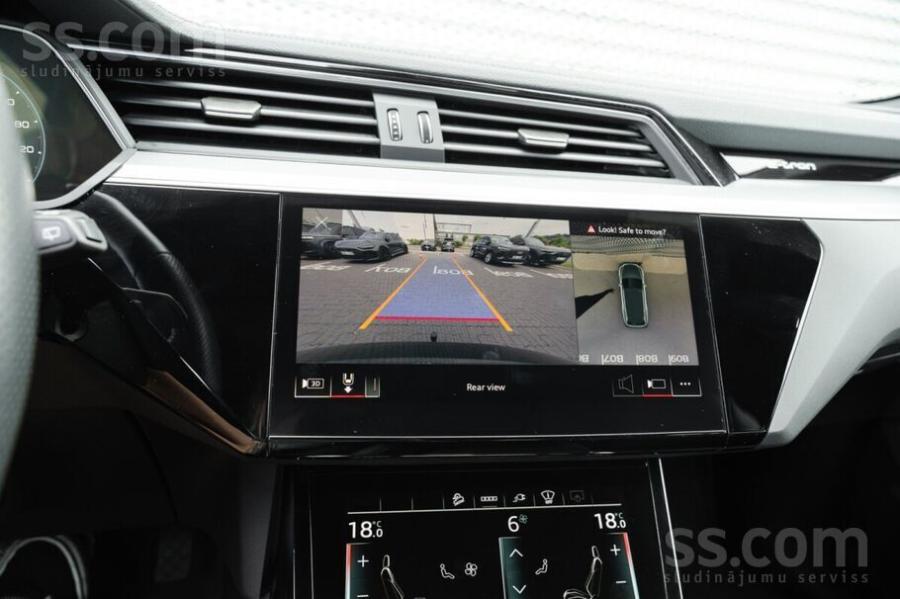 Melns Audi E-Tron 2022 Rīga, ar dzinēja tilpumu 0.00 L un nobraukumu 74 tūkst. km par 39300 €, foto 32 vietnē AUTOMOTO.COM.LV