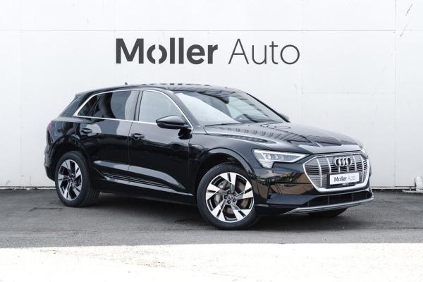 Melns Audi E-Tron 2022 Rīga, ar dzinēja tilpumu 0.00 L un nobraukumu 86 tūkst. km par 35950 €, foto 2 vietnē AUTOMOTO.COM.LV