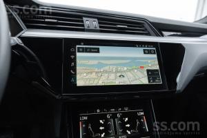 Black Audi E-Tron 2022 in Riga, with an engine capacity of 0.00 L and mileage of 86 thousand km for 35950 €, photo 45 on AUTOMOTO.COM.LV