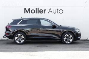 Black Audi E-Tron 2022 in Riga, with an engine capacity of 0.00 L and mileage of 86 thousand km for 35950 €, photo 6 on AUTOMOTO.COM.LV