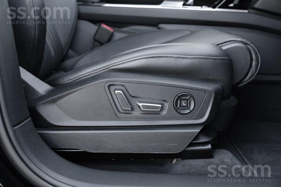 Black Audi E-Tron 2022 in Riga, with an engine capacity of 0.00 L and mileage of 86 thousand km for 35950 €, photo 9 on AUTOMOTO.COM.LV