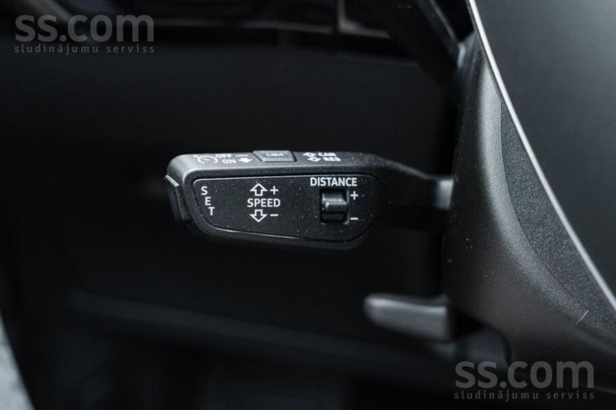 Black Audi E-Tron 2022 in Riga, with an engine capacity of 0.00 L and mileage of 86 thousand km for 35950 €, photo 17 on AUTOMOTO.COM.LV