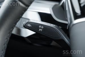 Black Audi E-Tron 2022 in Riga, with an engine capacity of 0.00 L and mileage of 86 thousand km for 35950 €, photo 18 on AUTOMOTO.COM.LV