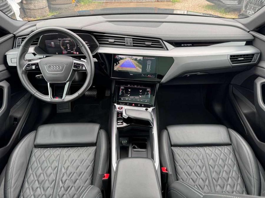 Melns Audi E-Tron 2022 Viļņa, ar dzinēja tilpumu 0.00 L un nobraukumu 135 tūkst. km par 33800 €, foto 20 vietnē AUTOMOTO.COM.LV
