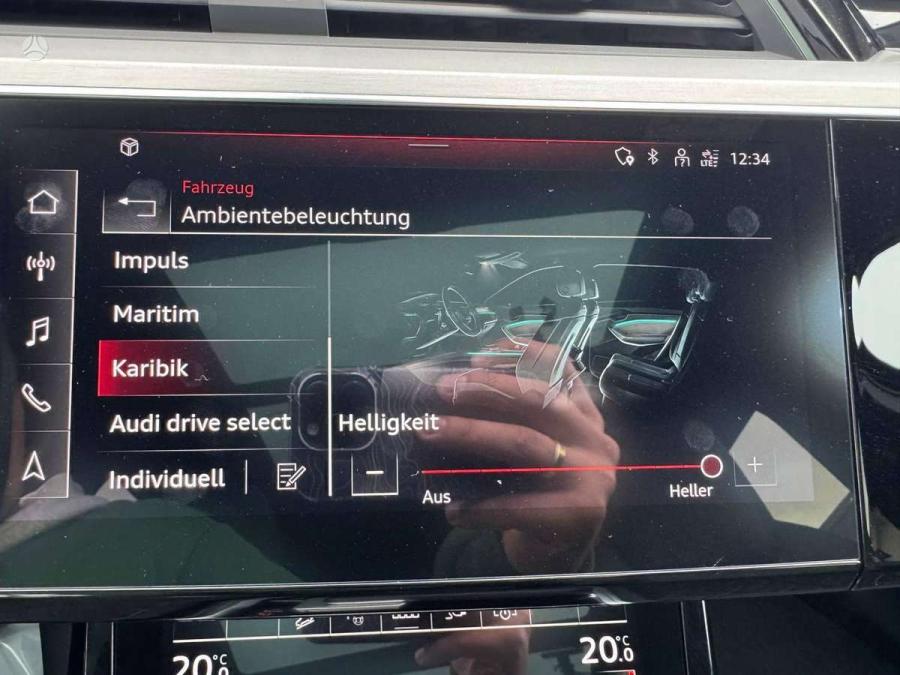 Melns Audi E-Tron 2022 Viļņa, ar dzinēja tilpumu 0.00 L un nobraukumu 135 tūkst. km par 33800 €, foto 25 vietnē AUTOMOTO.COM.LV
