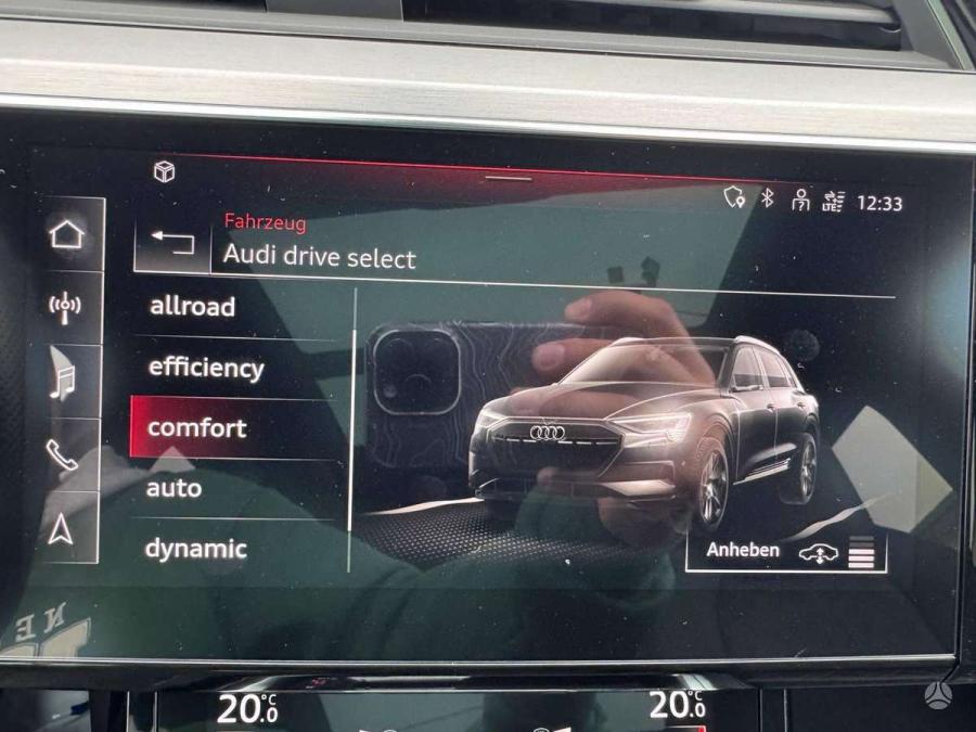 Melns Audi E-Tron 2022 Viļņa, ar dzinēja tilpumu 0.00 L un nobraukumu 135 tūkst. km par 33800 €, foto 27 vietnē AUTOMOTO.COM.LV
