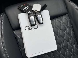 Melns Audi E-Tron 2022 Viļņa, ar dzinēja tilpumu 0.00 L un nobraukumu 135 tūkst. km par 33800 €, foto 35 vietnē AUTOMOTO.COM.LV