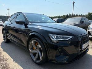Melns Audi E-Tron 2022 Viļņa, ar dzinēja tilpumu 0.00 L un nobraukumu 33 tūkst. km par 40400 €, foto 3 vietnē AUTOMOTO.COM.LV