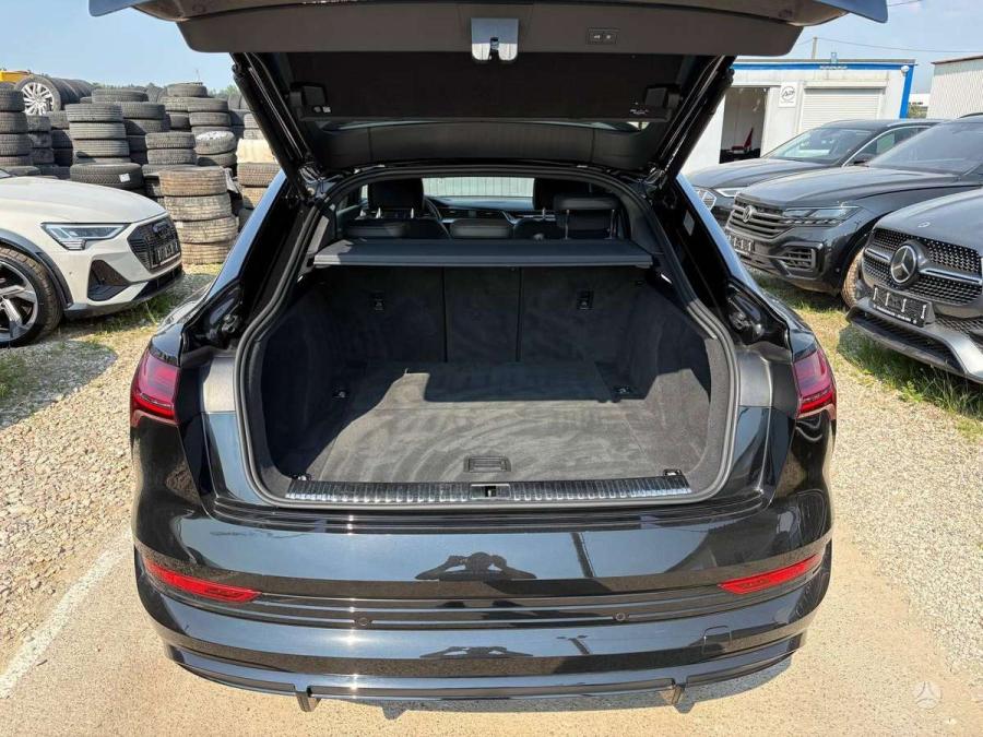 Melns Audi E-Tron 2022 Viļņa, ar dzinēja tilpumu 0.00 L un nobraukumu 33 tūkst. km par 40400 €, foto 33 vietnē AUTOMOTO.COM.LV