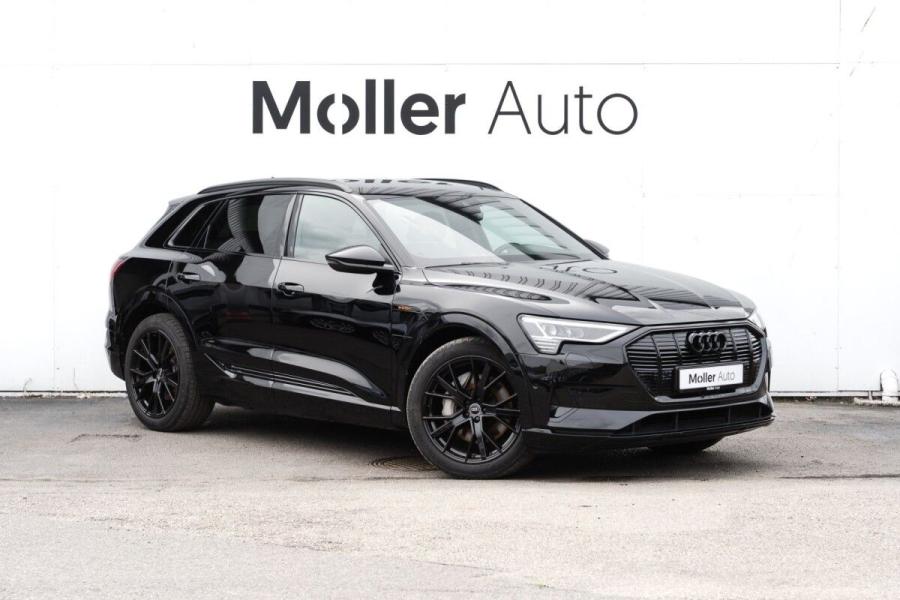 Melns Audi E-Tron 2022 Rīga, ar dzinēja tilpumu 0.00 L un nobraukumu 45 tūkst. km par 33500 €, foto 3 vietnē AUTOMOTO.COM.LV