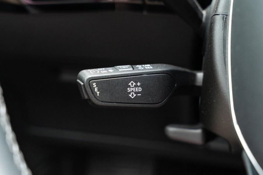 Melns Audi E-Tron 2022 Rīga, ar dzinēja tilpumu 0.00 L un nobraukumu 45 tūkst. km par 33500 €, foto 12 vietnē AUTOMOTO.COM.LV